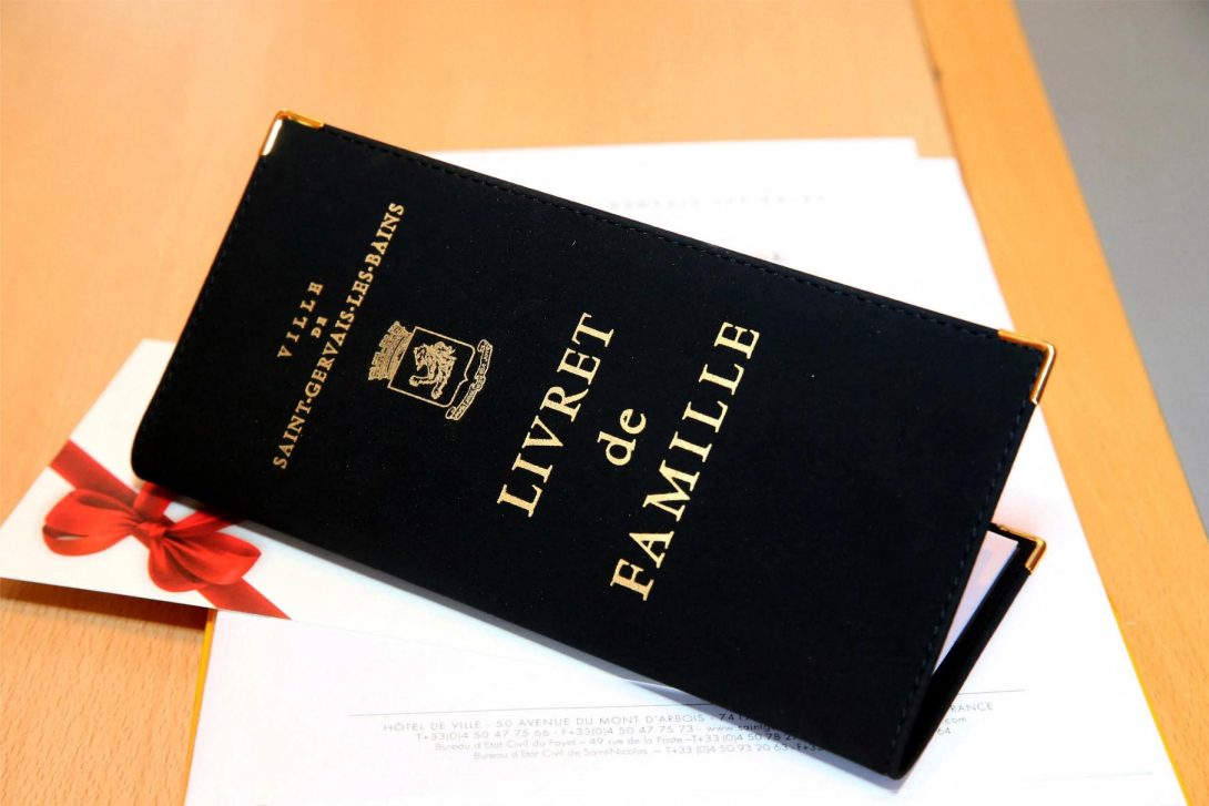 Comment faire une demande de livret de famille en France